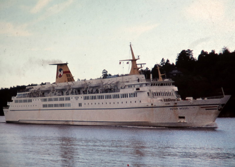 No.1010 Peter Wessel launched 1972 | The World's Passenger Ships