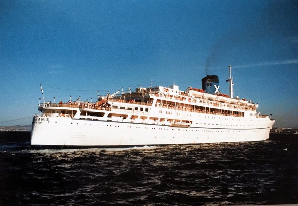 No.823 Kenya Castle launched 1951 | The World's Passenger Ships