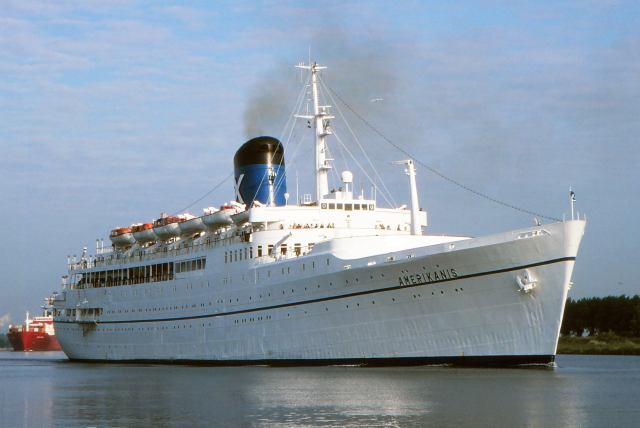 No.823 Kenya Castle launched 1951 | The World's Passenger Ships