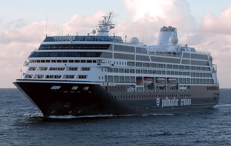blue-moon-photo-by-cees-bustraan | The World's Passenger Ships