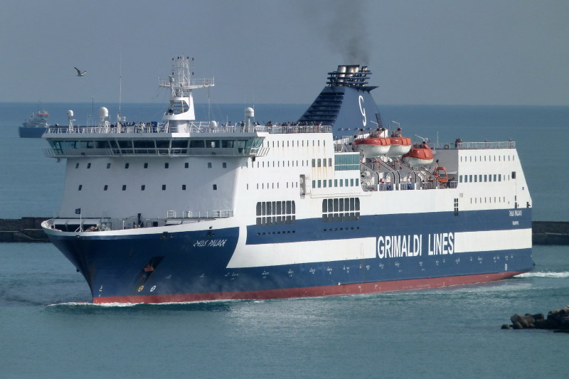 zeus-palace-wil-weijsters | The World's Passenger Ships