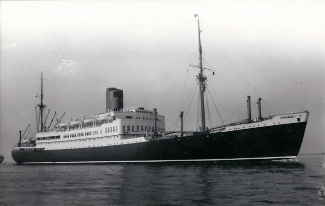 No.575 Gneisenau launched in 1935 | The World's Passenger Ships