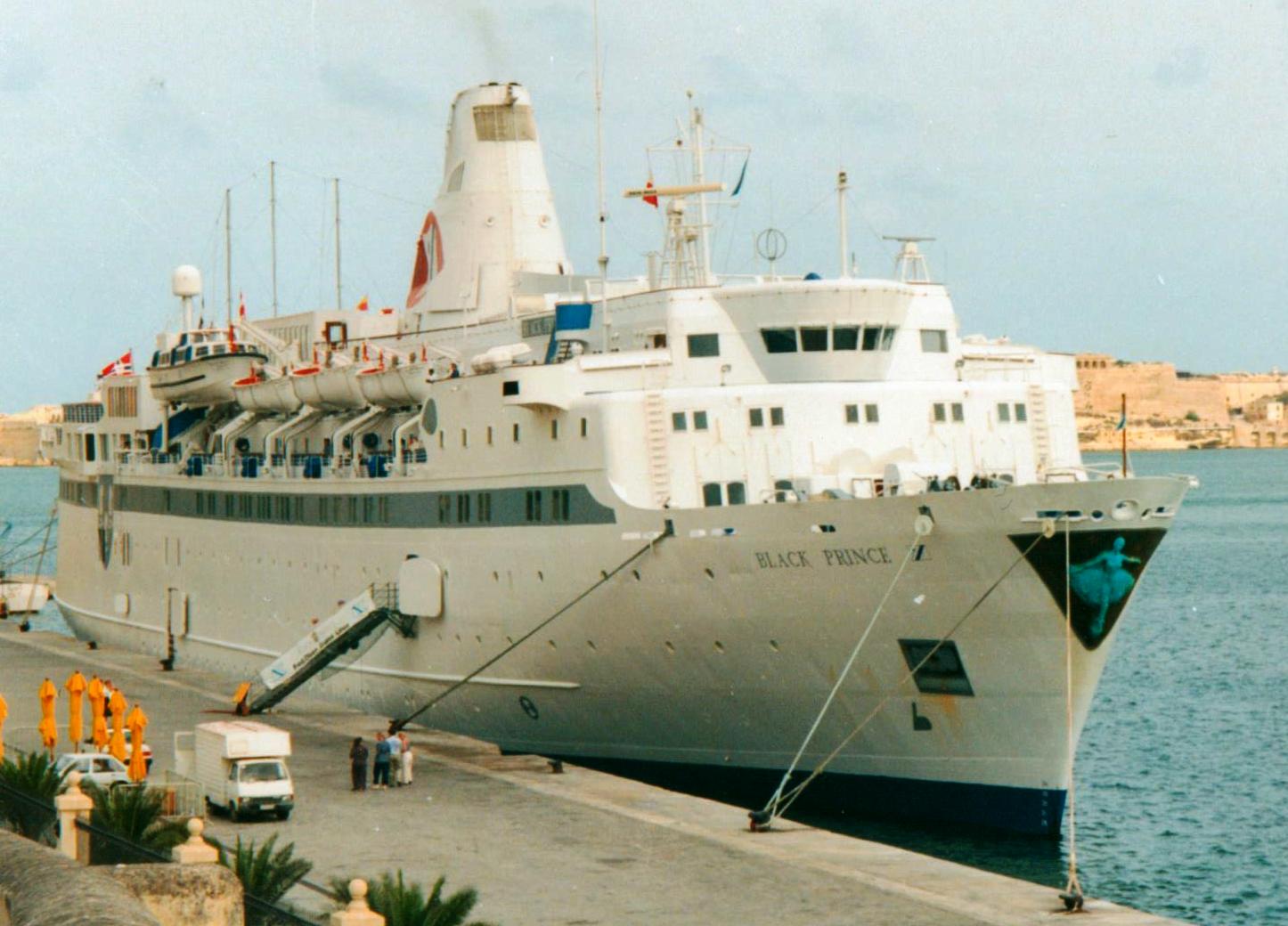 No.946 Black Prince launched in 1966 | The World's Passenger Ships