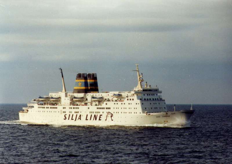 No.1039 Svea Corona launched in 1974 | The World's Passenger Ships