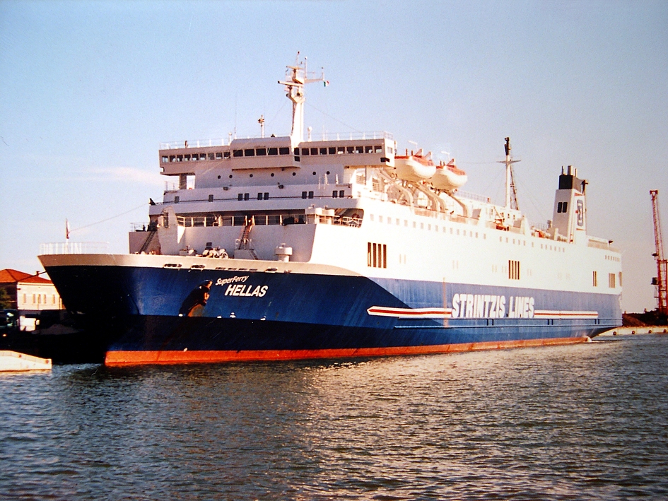 No.1201 Varuna launched in 1987 | The World's Passenger Ships