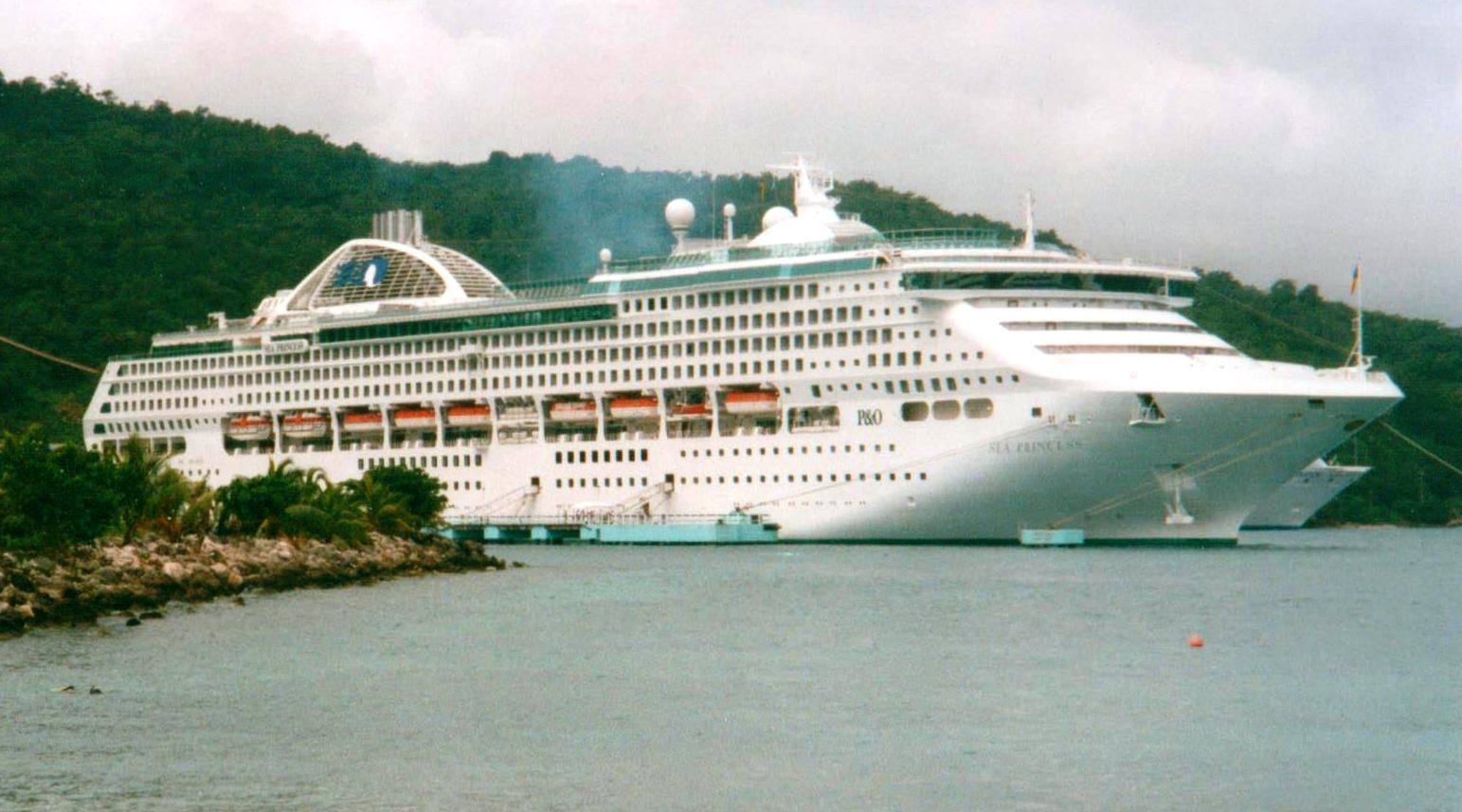 No.1450 Sea Princess launched 1998 | The World's Passenger Ships