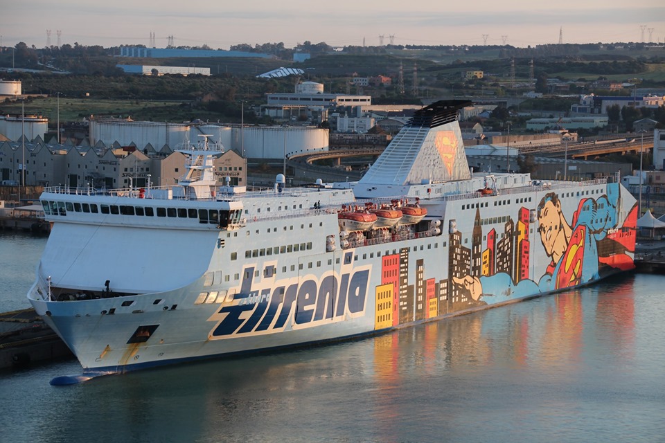 No.1608 Athara launched in 2003 | The World's Passenger Ships