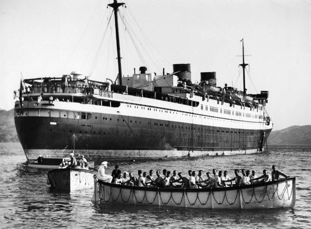 No.571 Awatea launched in 1936 | The World's Passenger Ships