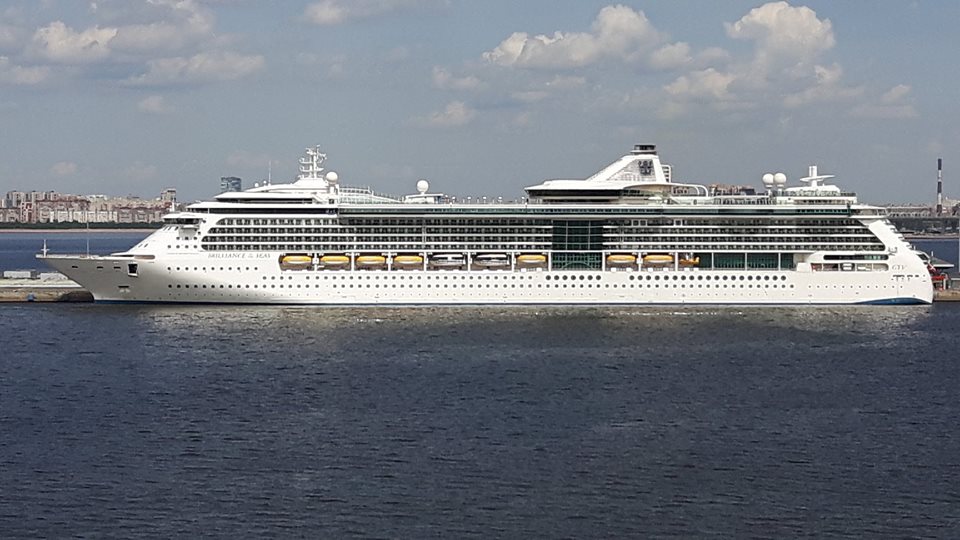 No.1592 Brilliance of the Seas floated out in 2002 | The World's ...