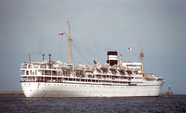 No.592 Dunera launched 1937 | The World's Passenger Ships