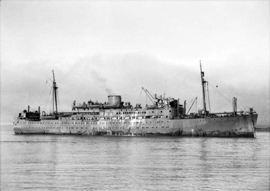 No.572 Duntroon launched in 1935 | The World's Passenger Ships