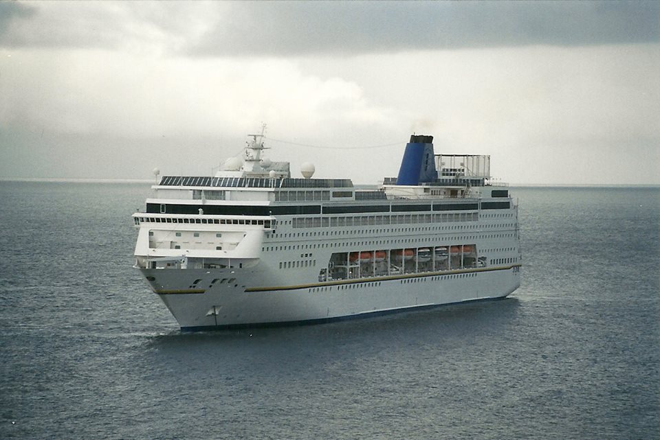 No.1534 European Vision launched in 2000 | The World's Passenger Ships