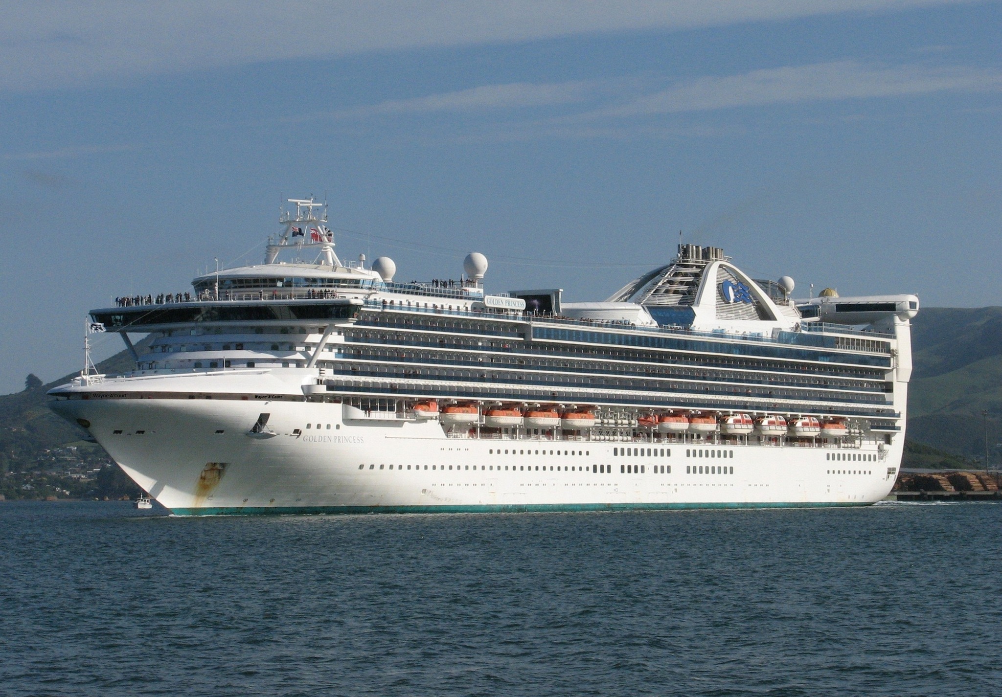 No.1519 Golden Princess launched in 2000 | The World's Passenger Ships