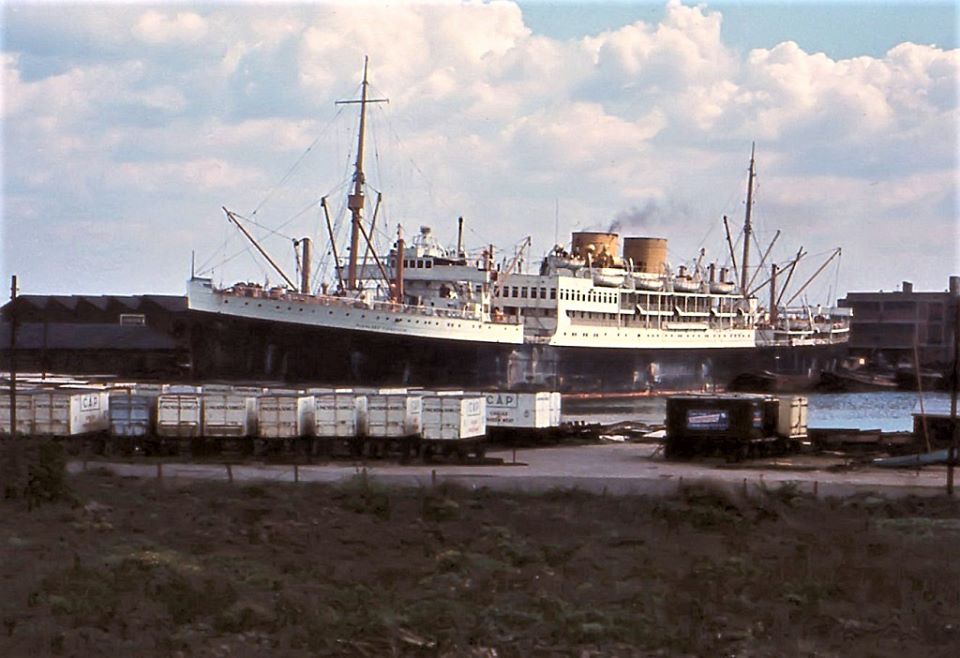 No.471 Highland Chieftain launched in 1928 | The World's Passenger Ships