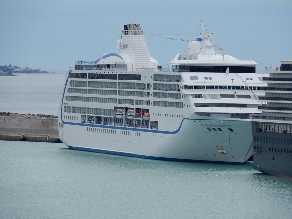 No.1521 Seven Seas Mariner launched 2000 | The World's Passenger Ships