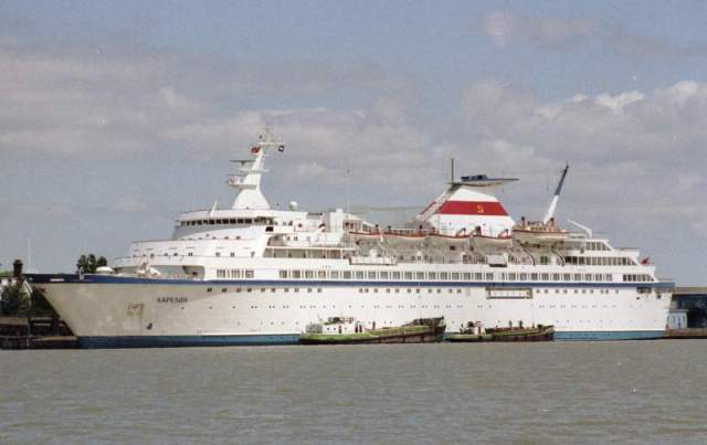 No.1064 Kareliya launched in 1976 | The World's Passenger Ships
