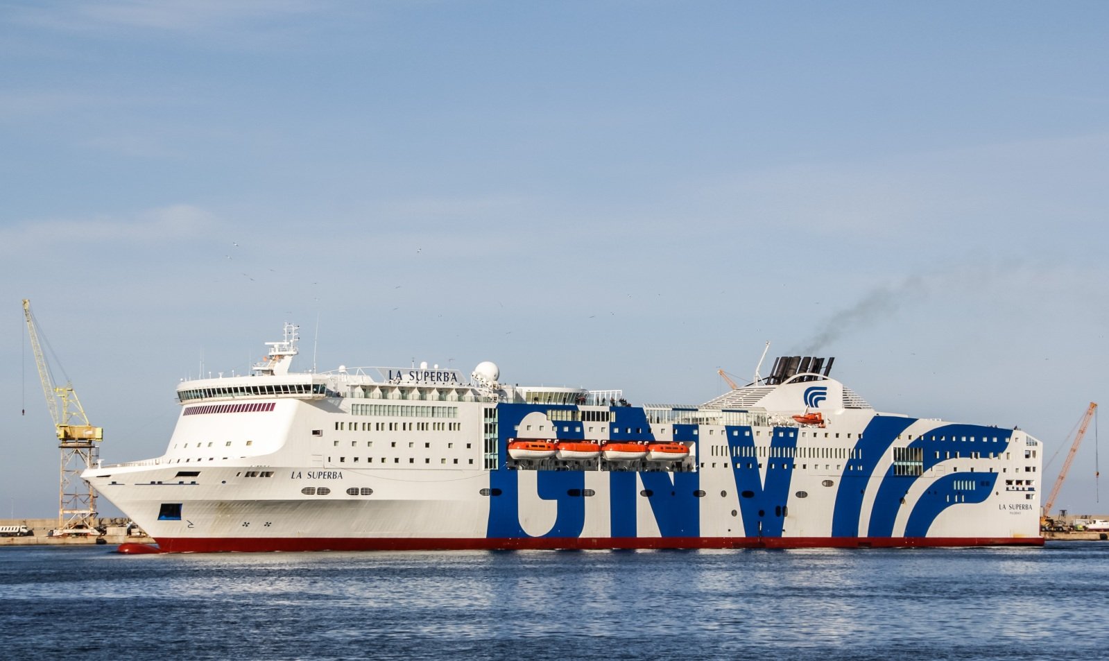 No.1553 La Superba launched in 2001 | The World's Passenger Ships