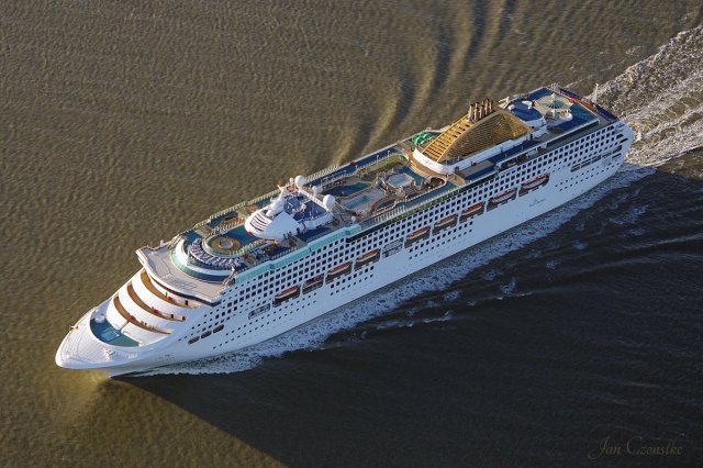 No.1483 Ocean Princess launched 1999 | The World's Passenger Ships