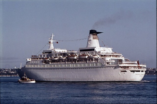 No.973 Sea Venture launched in 1970 | The World's Passenger Ships