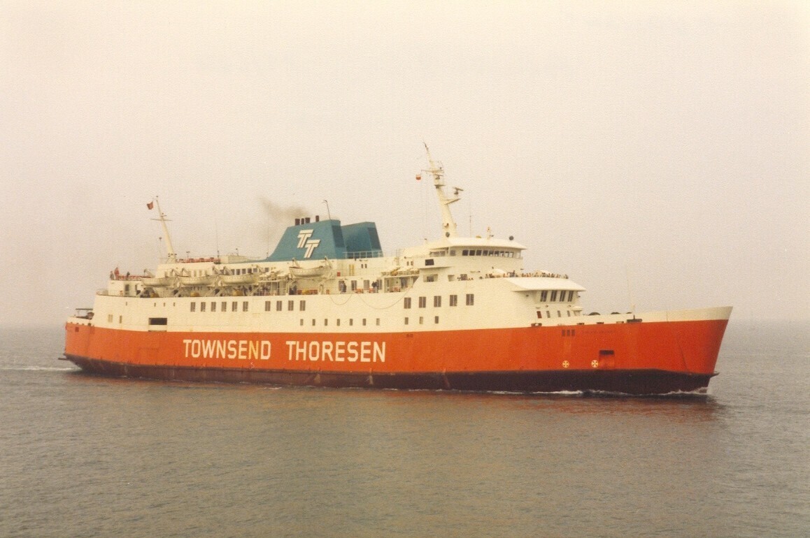 robert-j-smith | The World's Passenger Ships