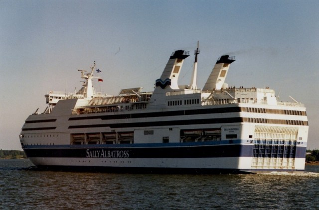 No.1102 Viking Saga 1980 | The World's Passenger Ships