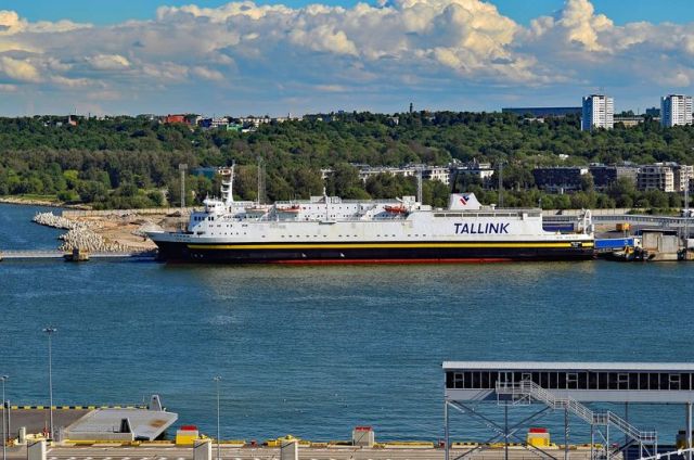 No.987 Svealand launched in 1971 | The World's Passenger Ships