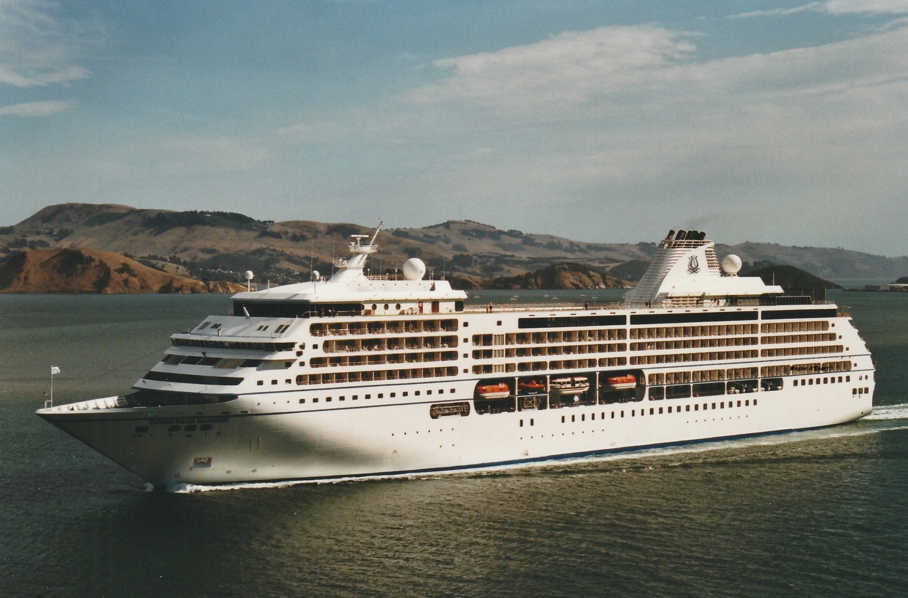 No.1521 Seven Seas Mariner launched 2000 | The World's Passenger Ships