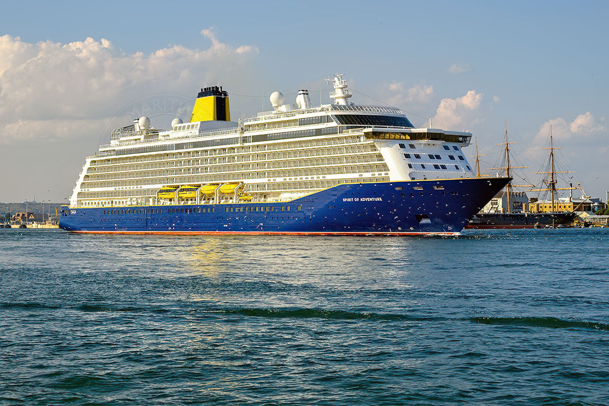 No.1975 Spirit of Adventure floated out 24 Jul 2020 | The World's ...