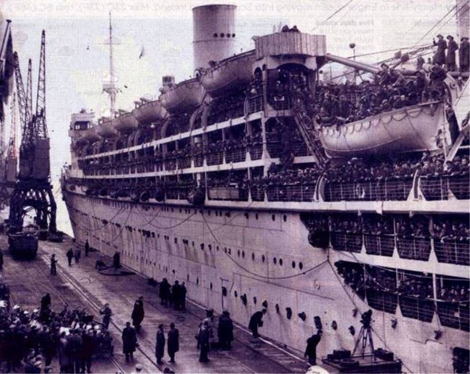 No.573 Strathmore launched in 1935 | The World's Passenger Ships