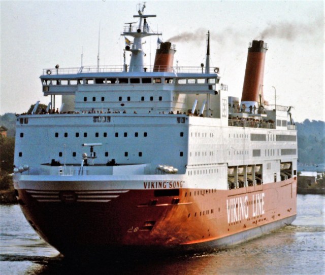 No.1107 Viking Song launched in 1980 | The World's Passenger Ships