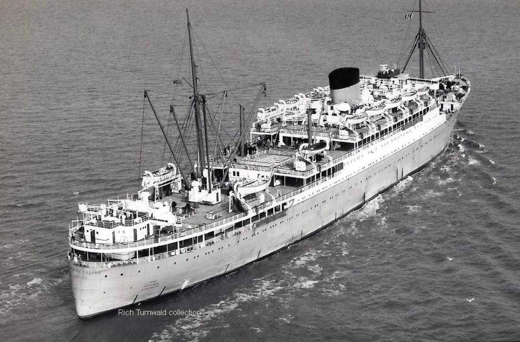 No.519 Warwick Castle launched 1930 | The World's Passenger Ships
