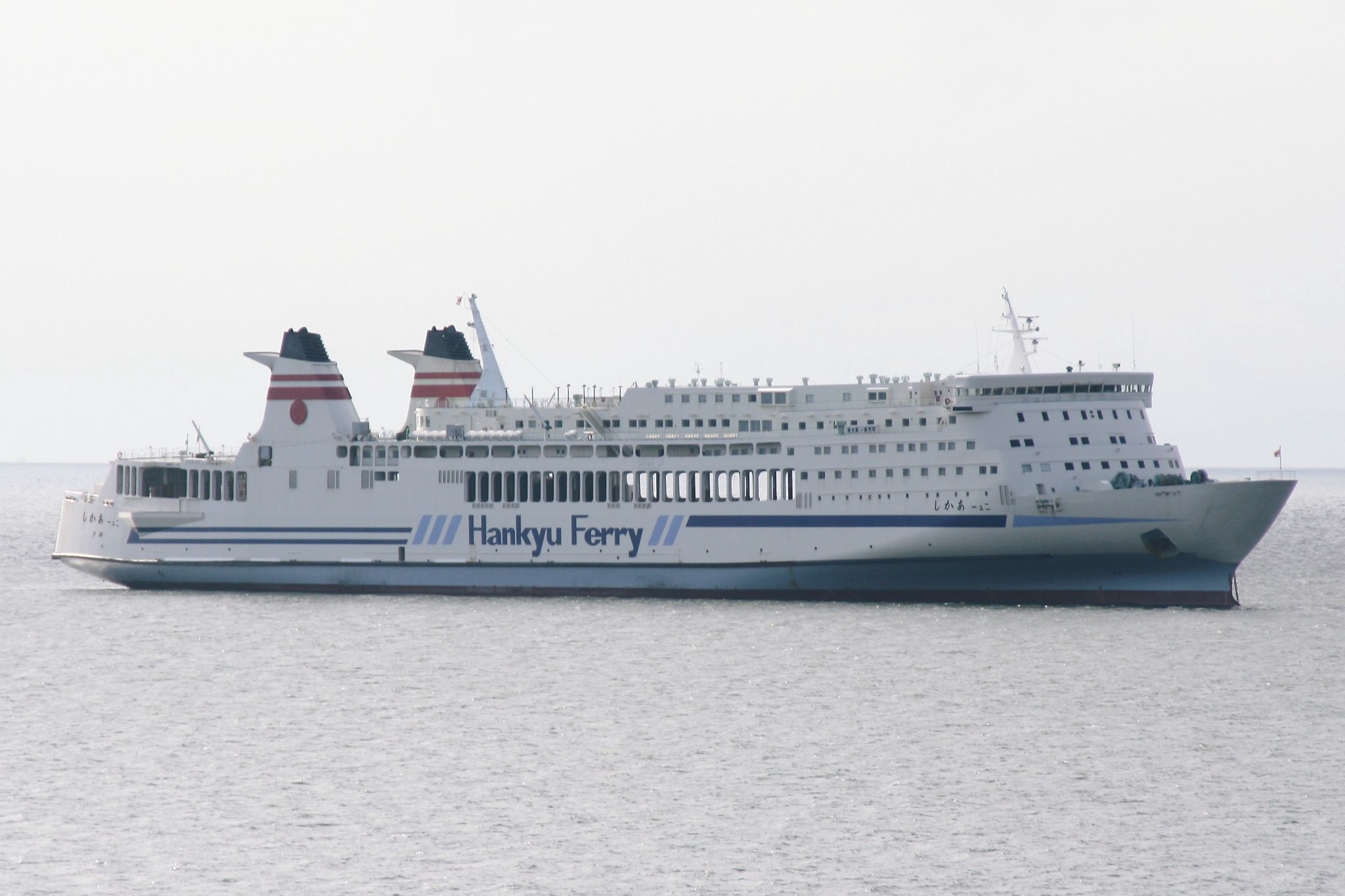 No.1272 New Akashi launched in 1991 | The World's Passenger Ships