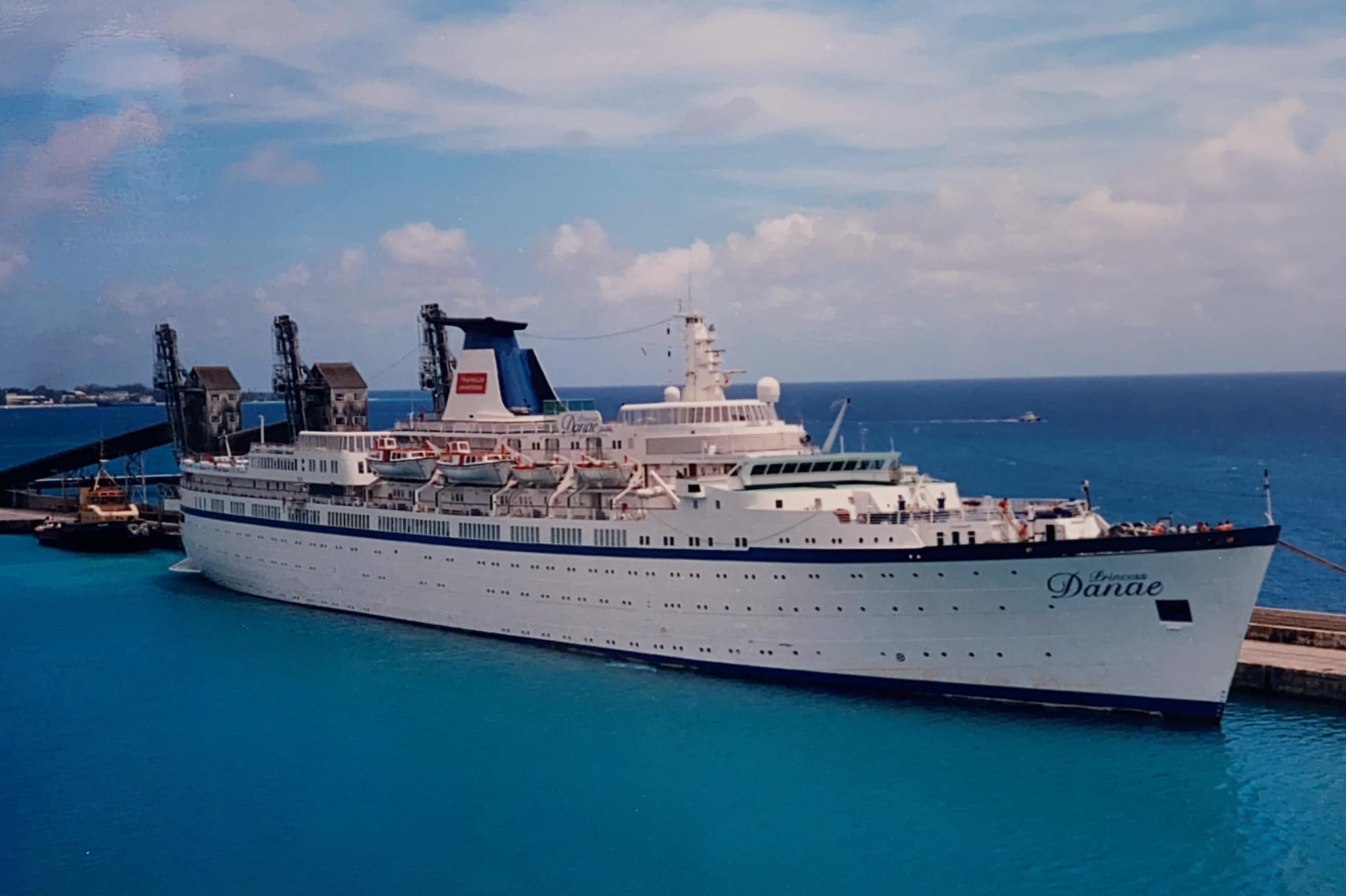 No.874 Port Melbourne launched in 1955 | The World's Passenger Ships