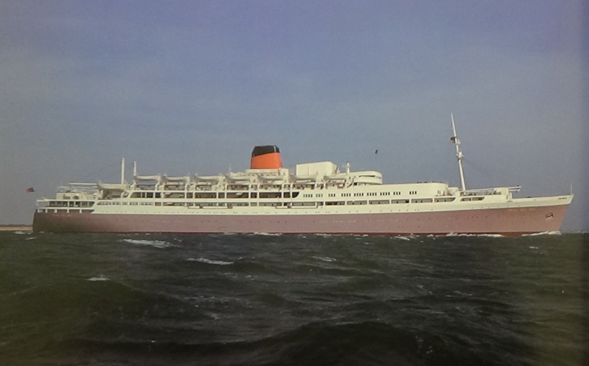 No.876 Reina del Mar launched in 1955 | The World's Passenger Ships