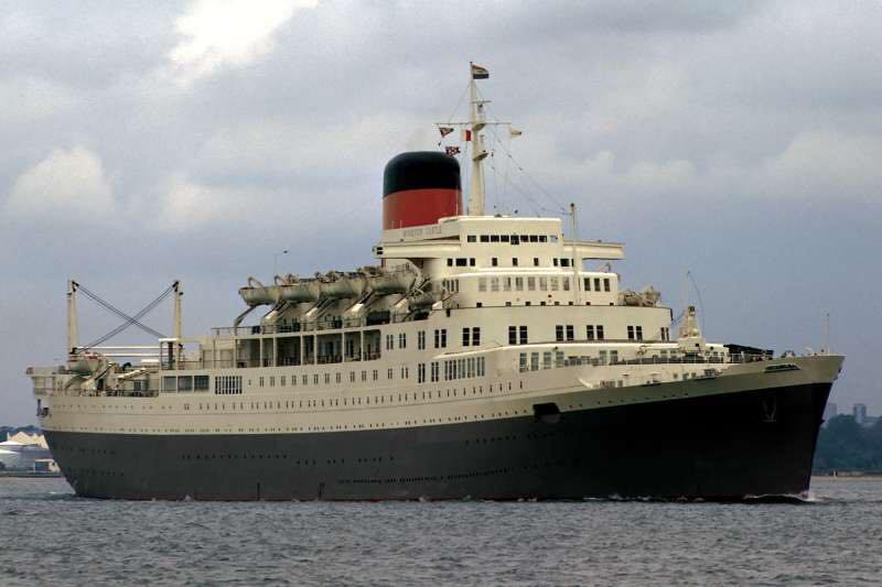 No.904 Windsor Castle launched in 1959 | The World's Passenger Ships