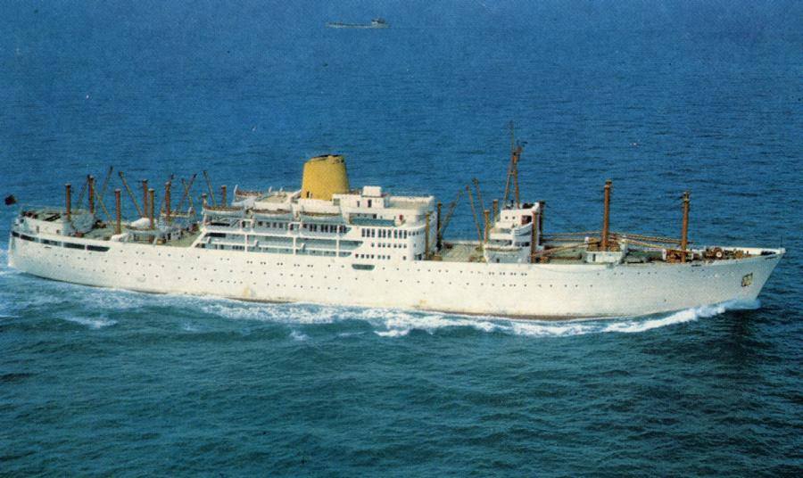 No.905 Amazon launched in 1959 | The World's Passenger Ships
