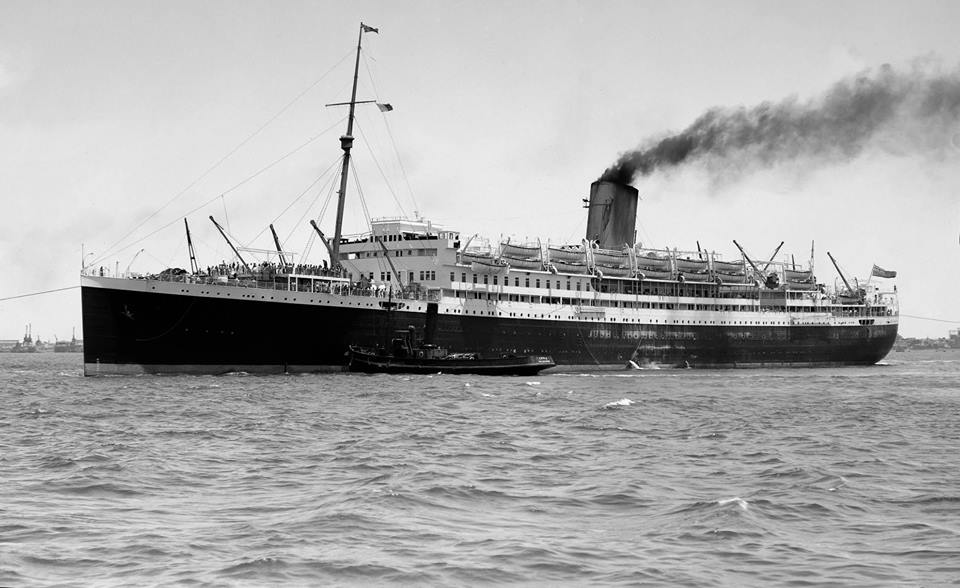No.428 Asturias launched in 1925 | The World's Passenger Ships