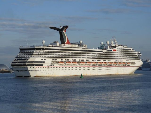 No.1614 Carnival Valor launched in 2003 | The World's Passenger Ships