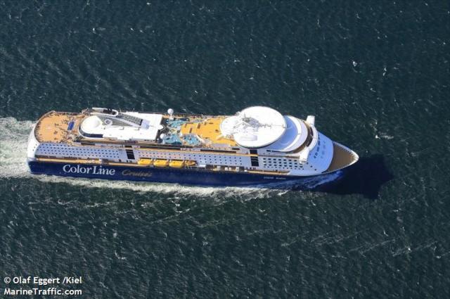 No.1696 Color Magic launched in 2006 | The World's Passenger Ships