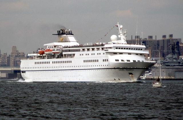 No.1252 Crown Monarch launched in 1989 | The World's Passenger Ships