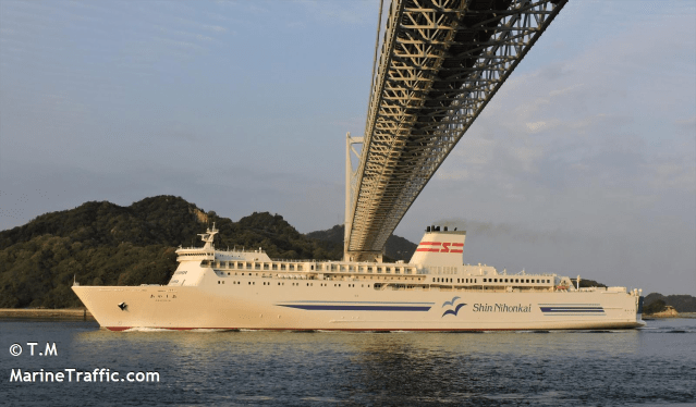 No.1638 Akashia launched in 2004 | The World's Passenger Ships