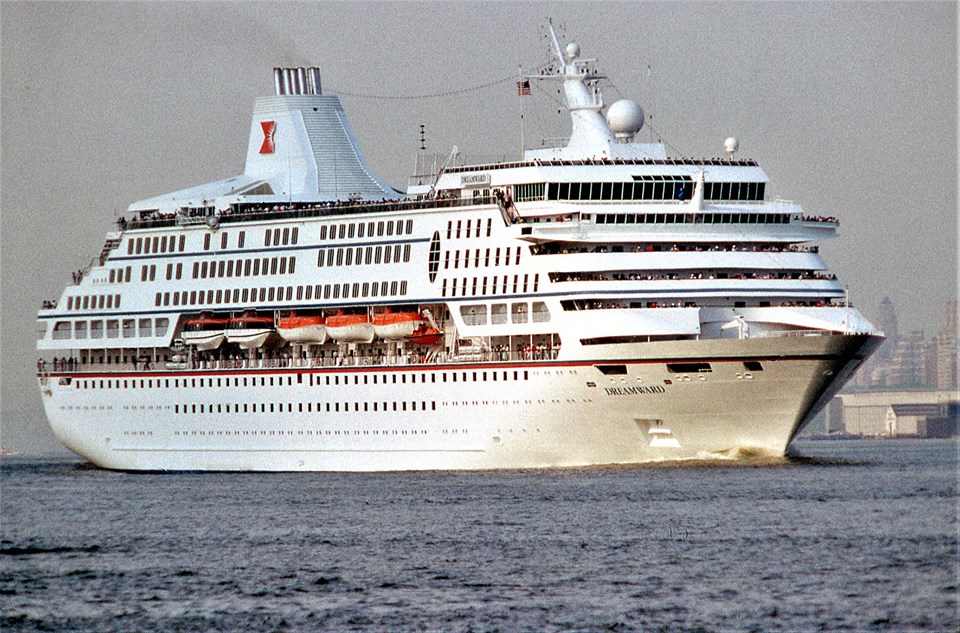 No.1305 Dreamward launched in 1992 | The World's Passenger Ships