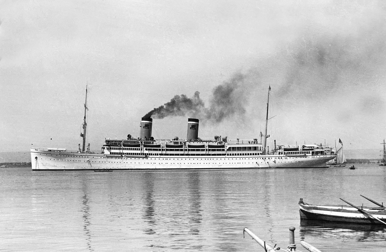 No.260 Esperia launched in 1915 | The World's Passenger Ships