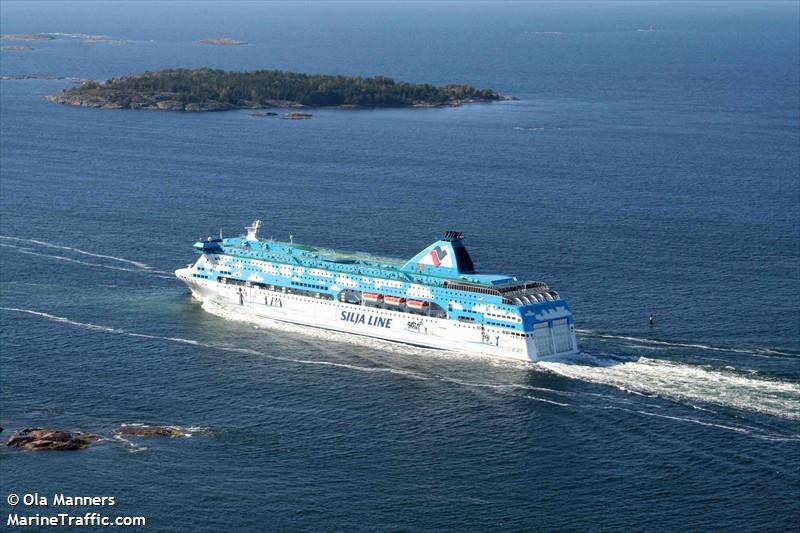 No.1670 Galaxy launched in 2005 | The World's Passenger Ships