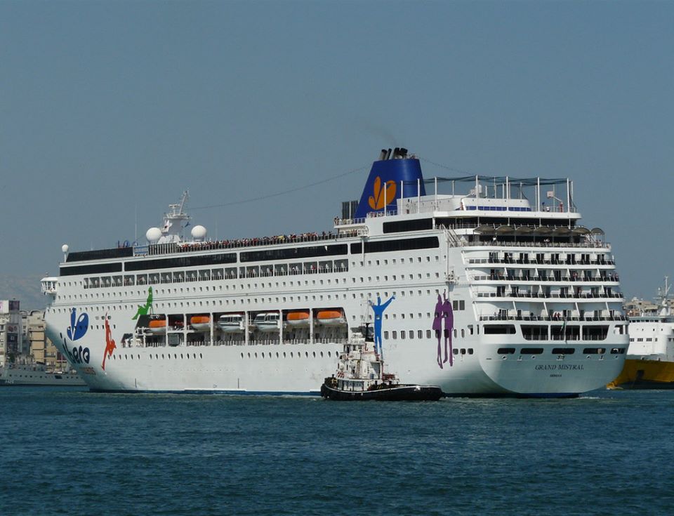 No.1424 Mistral launched in 1999 | The World's Passenger Ships