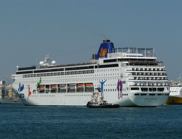 No.1424 Mistral launched in 1999 | The World's Passenger Ships