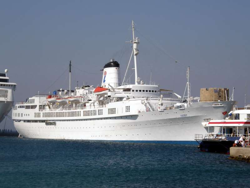 No.888 Ausonia launched in 1956 | The World's Passenger Ships