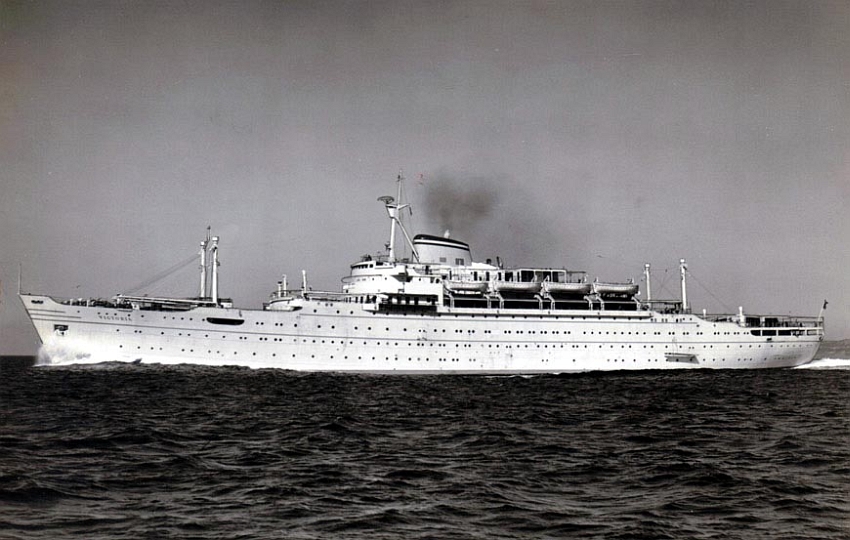 No.829 Victoria launched in 1951 | The World's Passenger Ships