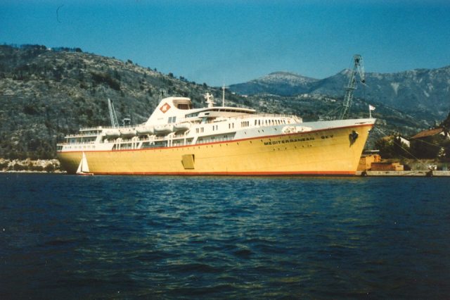 No.857 City of York launched in 1953 | The World's Passenger Ships