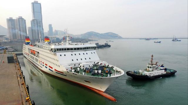 No.1865 Oriental Pearl 8 launched in 2016 | The World's Passenger Ships